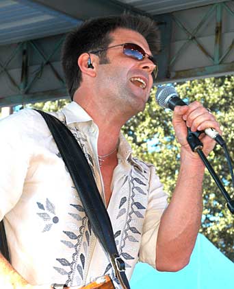 Steve Riley and the Mamou Playboys