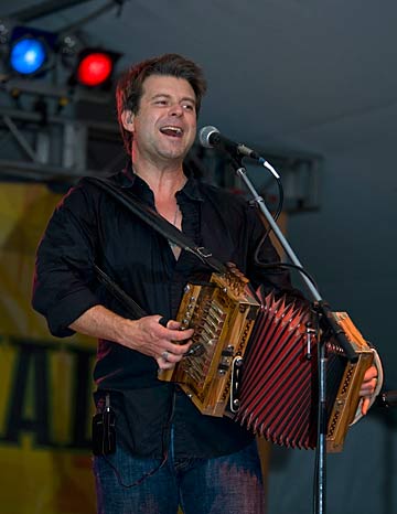 Steve Riley and the Mamou Playboys