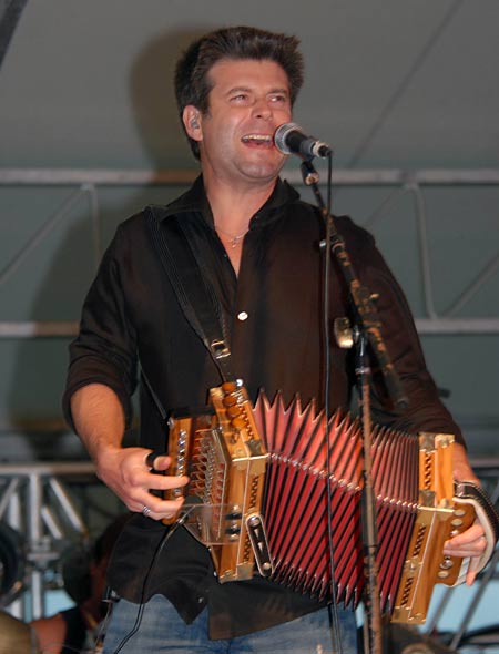 Steve Riley and the Mamou Playboys